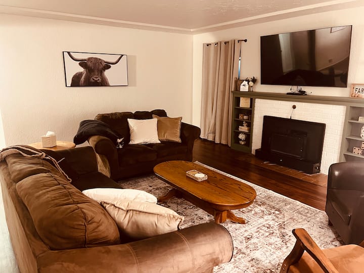 Newly Updated! Peaceful Farmhouse In City Limits - Lewiston