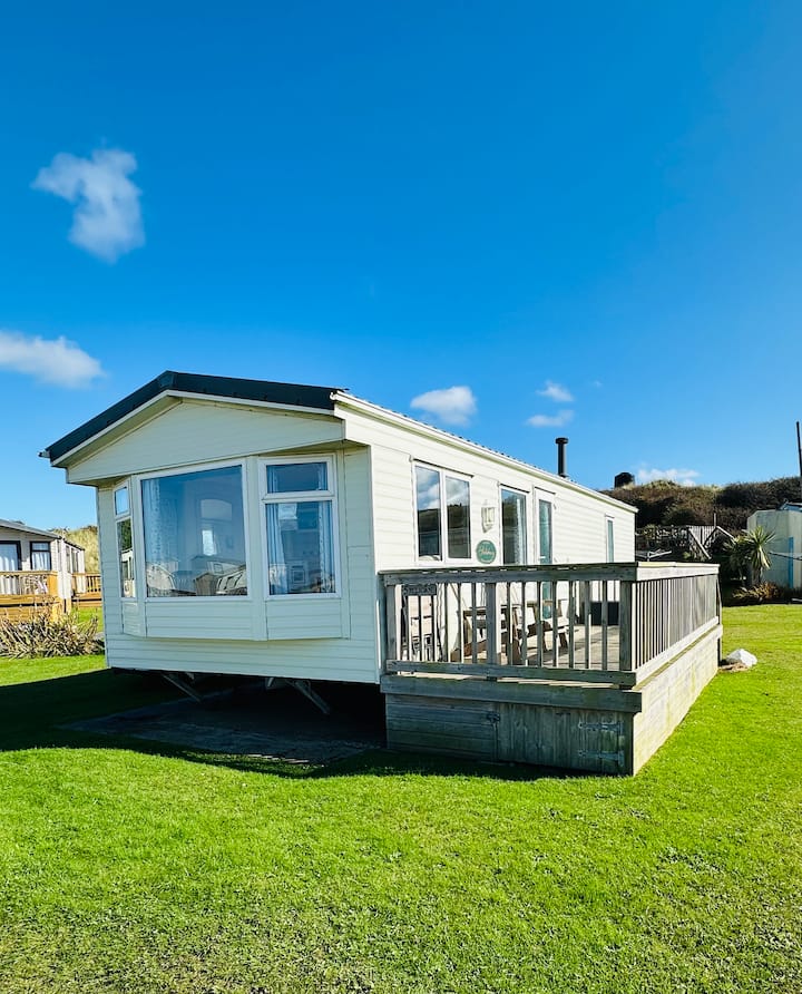 Spacious Caravan By The Sea - St Agnes