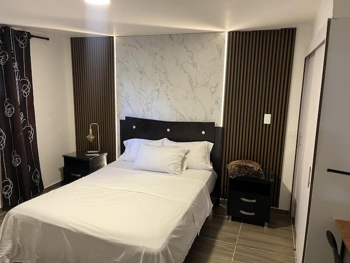 First Floor Near 70 New - Medellín