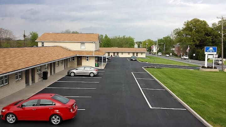 4 Affordable Units, Near Indian Echo Caverns! Pool - Hershey, PA