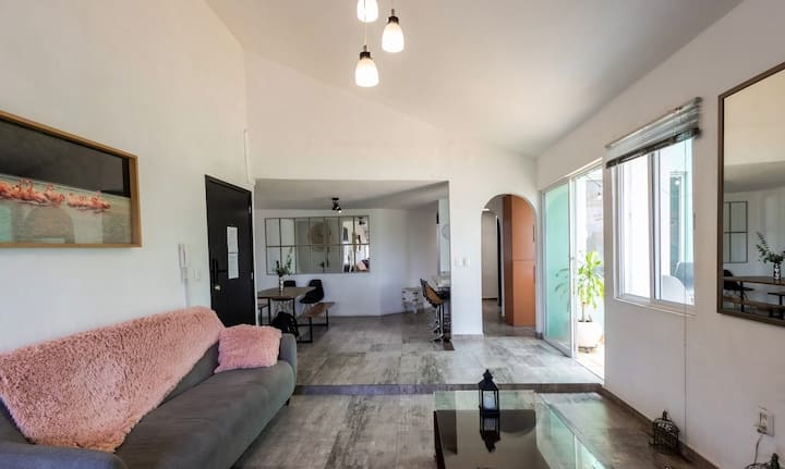 Spacious & Comfortable | 3-b Stay In Providencia - Guadalajara