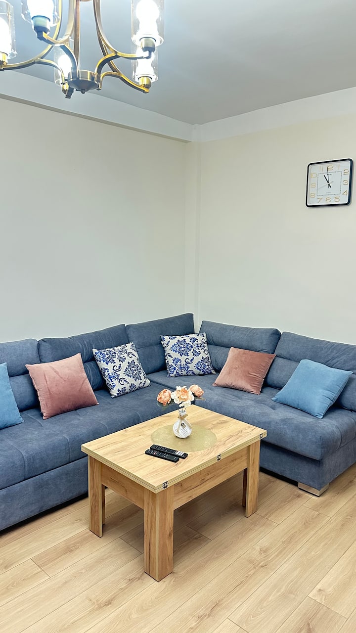 Cozy Apartment In The City Center - Yerevan