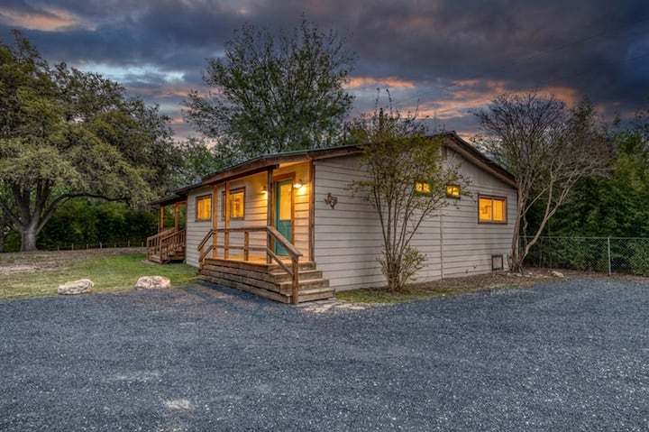 Bent River Cabin #2 @ Frio River Escape - Concan, TX