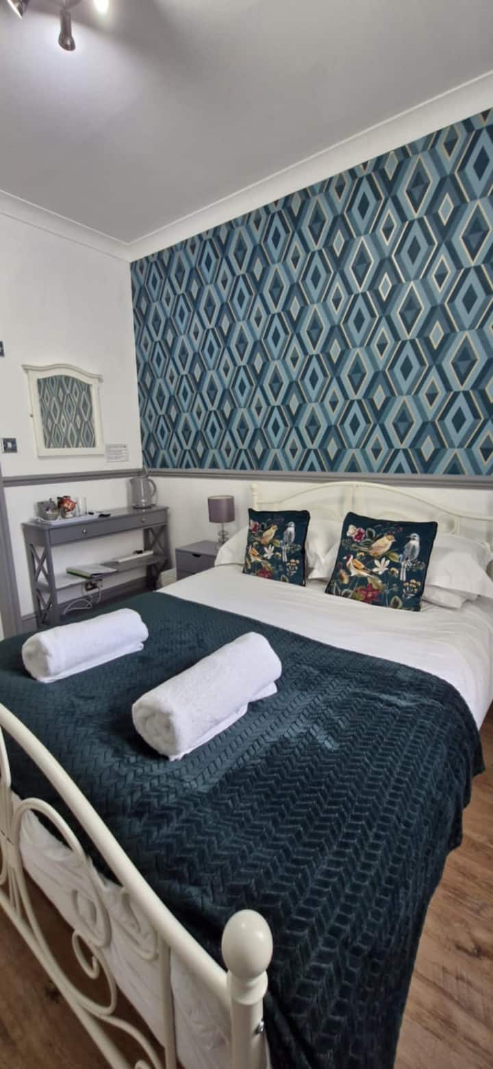 Cosy Double Minutes From Centre, Beach & Pavilion. - Whitby