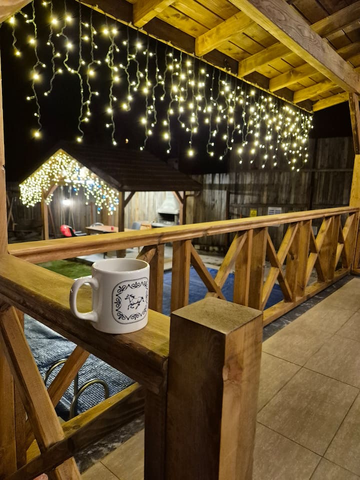 Sicak Havuzlu Korunakli Jakuzili Ugurlu Konaklari - Sapanca