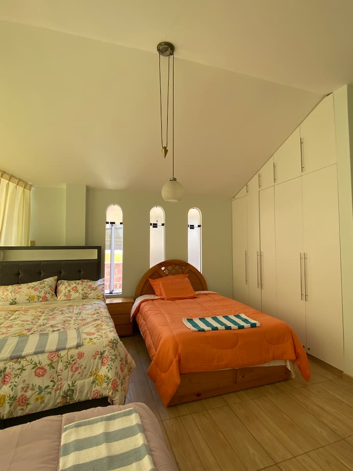 Se Alquilan Habitación Espaciosas En Casa De Lujo - Tacna