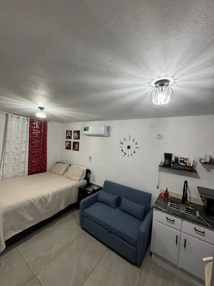 Apt #2 With Solar Panels Near Beach/rest/airport - San Juan, Puerto Rico