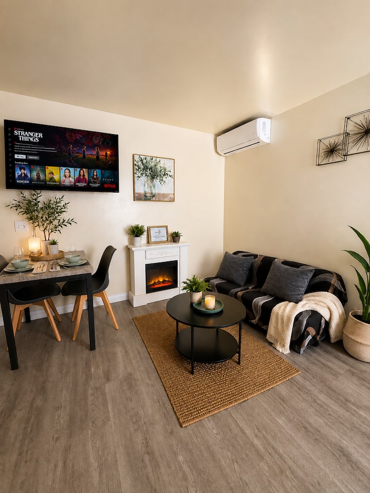 Detached New Refreshed 1bd/1ba - Montebello, CA