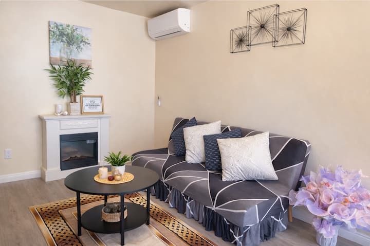 Detached New Refreshed 1bd/1ba - 알람브라