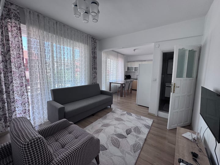 1+1 Full Eşyalı Apartman Dairesi - Fethiye