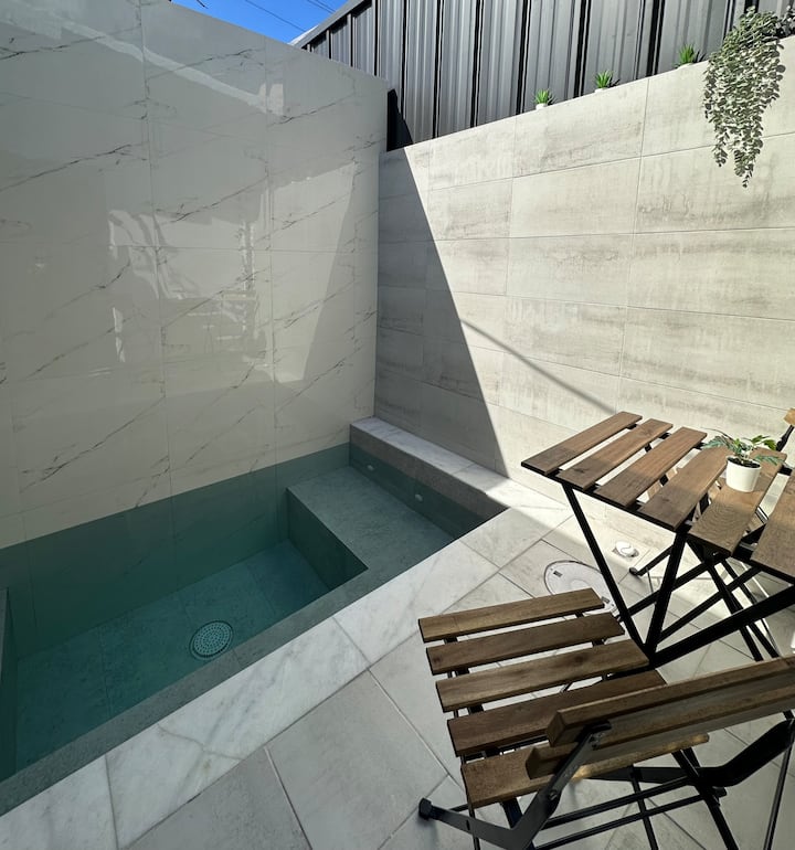 Private Pool! Luxury Shower! Tiny Boutique - Guaynabo