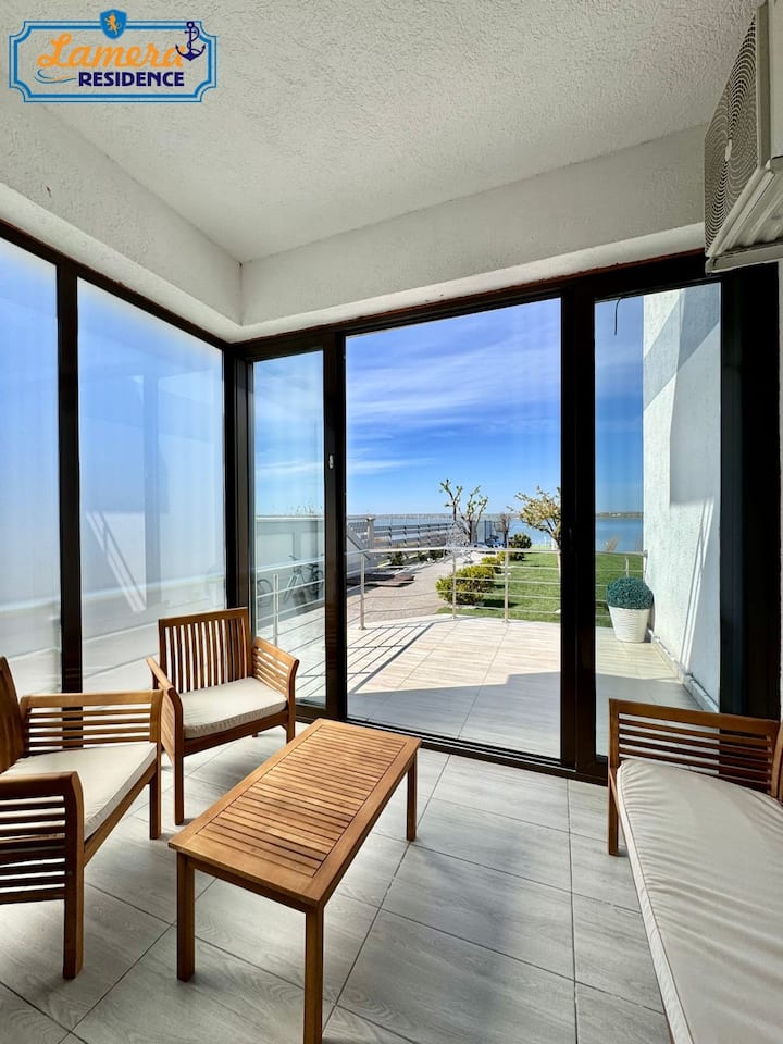 Apartament Ground Floor - Constanza