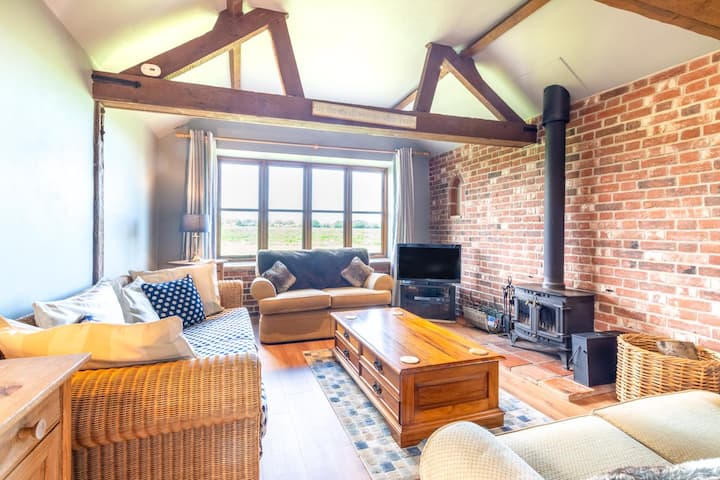 2 Bed In Swanton Abbott (Oc-1173) - Wroxham