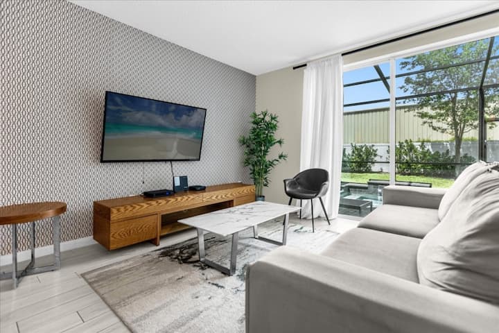 4 Bedrooms/ 3.5 Bathrooms/ Le Reve (4423 Lr) - Lake Buena Vista, FL