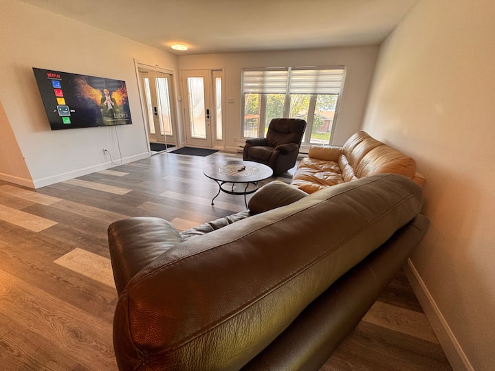 Spacieux Appartement Au Centre De Rdl - Quebec