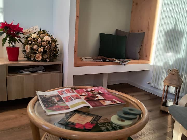 Borgo Barozzi 20 - Casa Nel Borgo, Tra I Colli - Italy