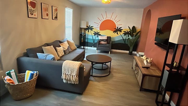 Big Backyard 3br | 20 Min To Beach, 30 To Fll - Coral Springs, FL