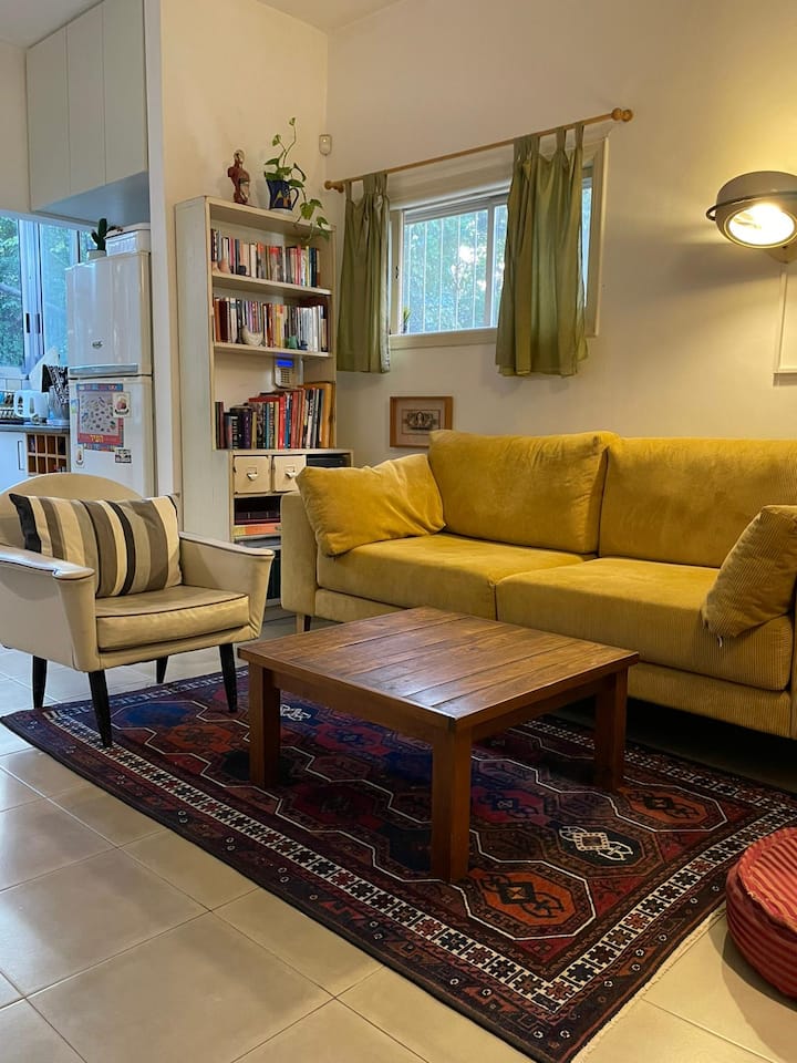 דירה במיקום מרכזי ושקט בתל אביב - Tel Aviv