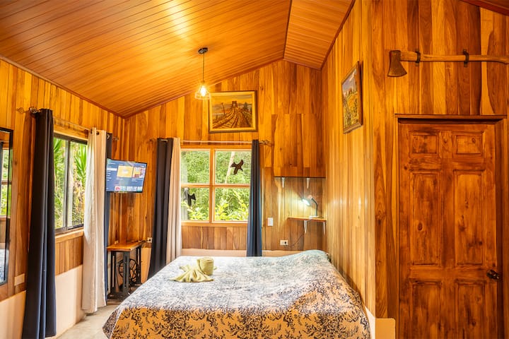 The Red Door House - Costa Rica