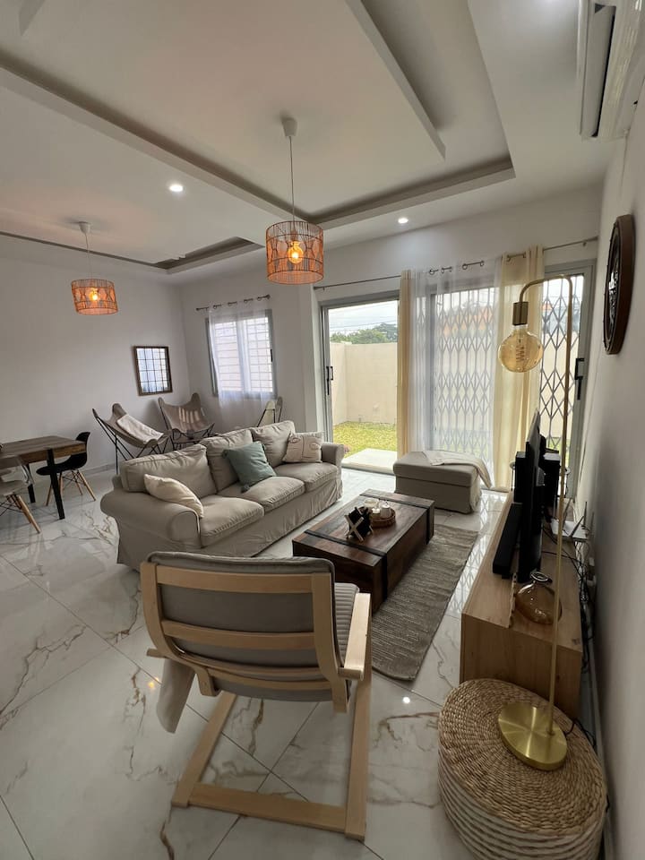 The Vintage House : Angré (Djibi) 9ème Tranche - Abidjan