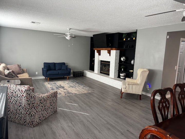 Home On 34th Street - Fort Supply Lake, OK