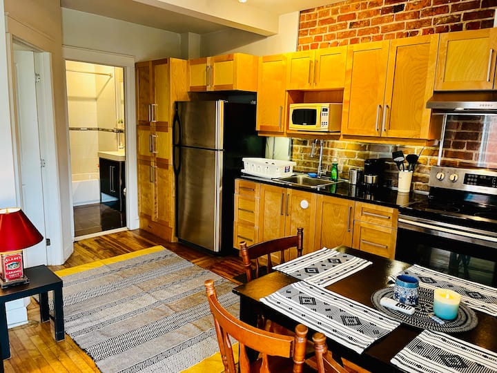 1bdr Appartement Centre Ville - Sherbrooke