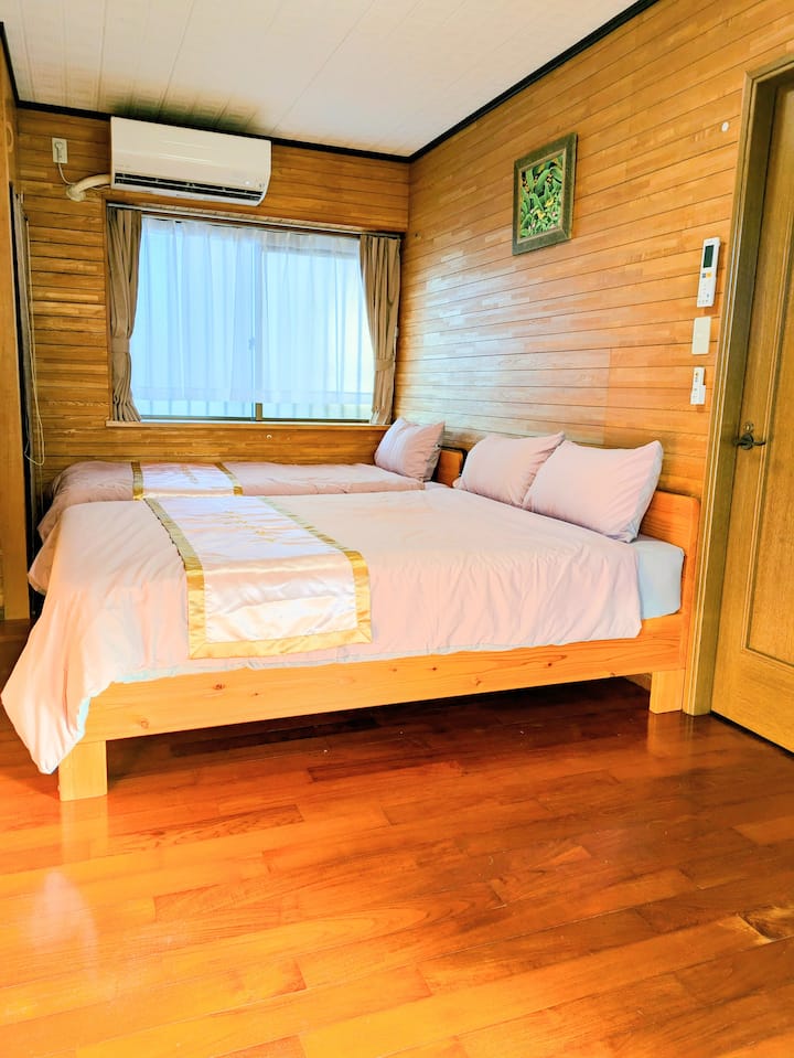 石垣島「Yado Aramamda」
南の島で2階丸ごと貸し切り - Ishigaki