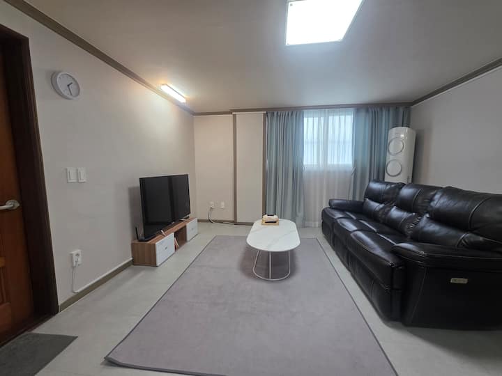 [왜관역 45초] 가장 가깝고 가장 아늑한 '시수하우스3-sisu 3' - 형곡1동