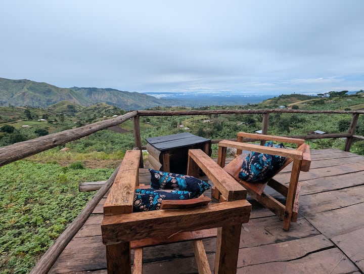Cottage At The Edge Of The World - Uganda