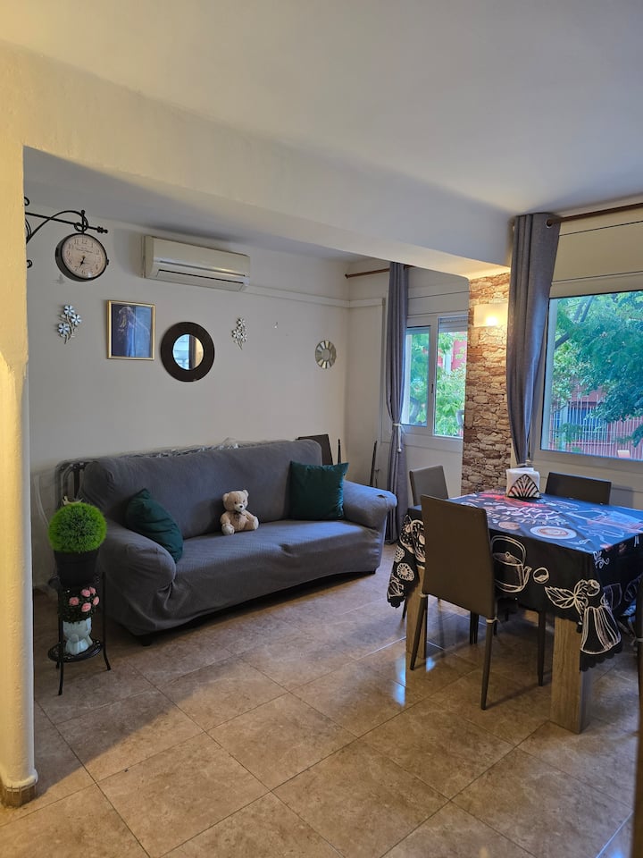 Un Habitación - Cornellà de Llobregat