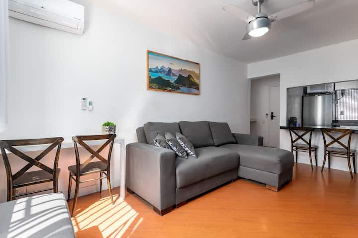 Apto 800m Da Praia De Icaraí - Com Garagem - Niterói