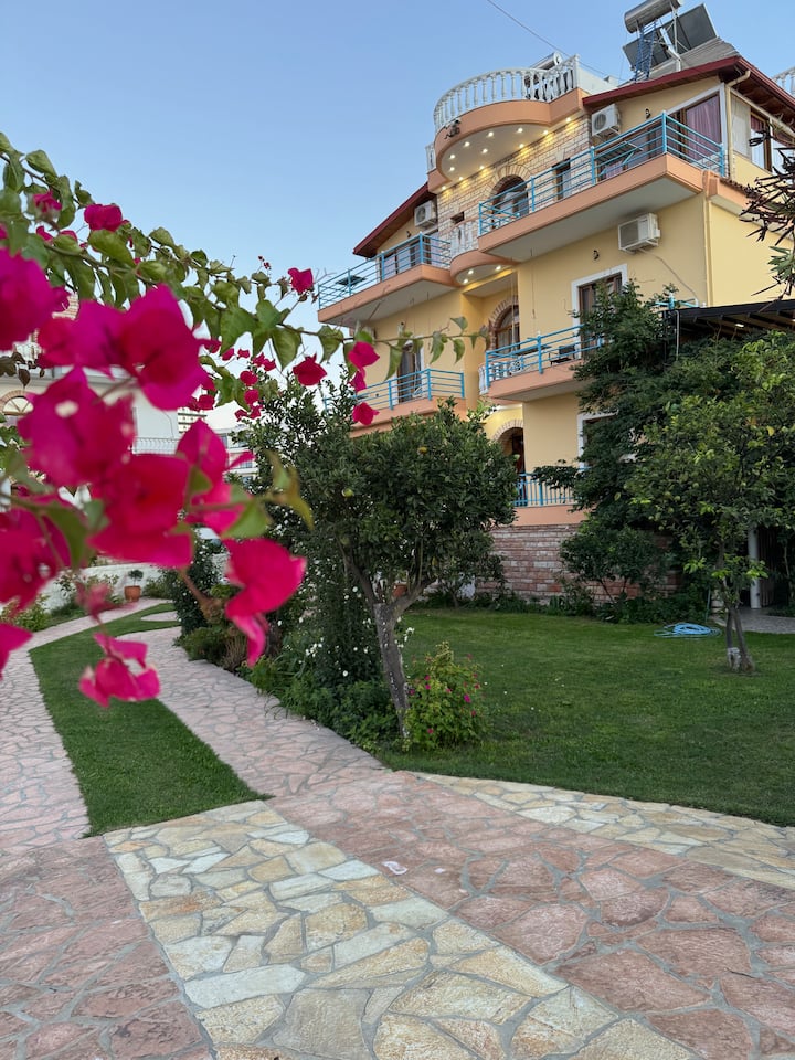 Spacious Villa In Ksamil 200m From Beach - Ksamil