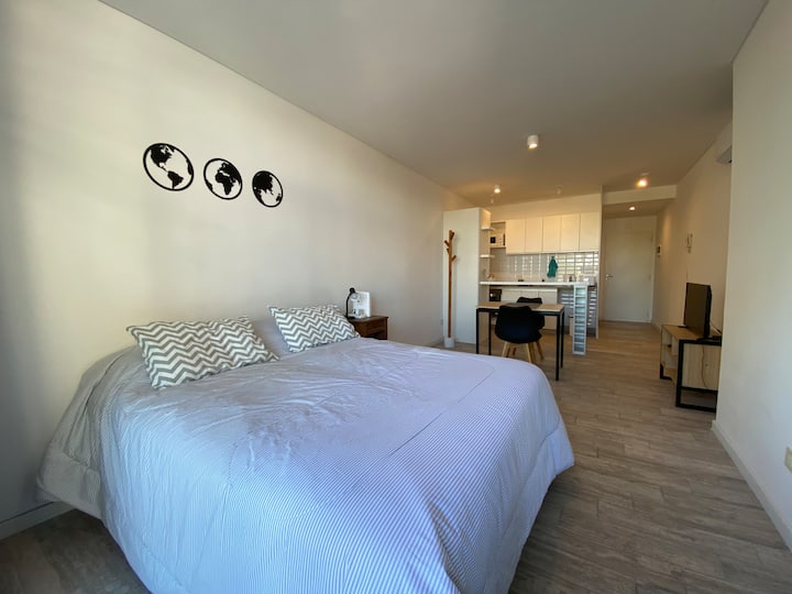 Excelente Ubicación!  Balcón/terraza/metro B-d-h - Argentina