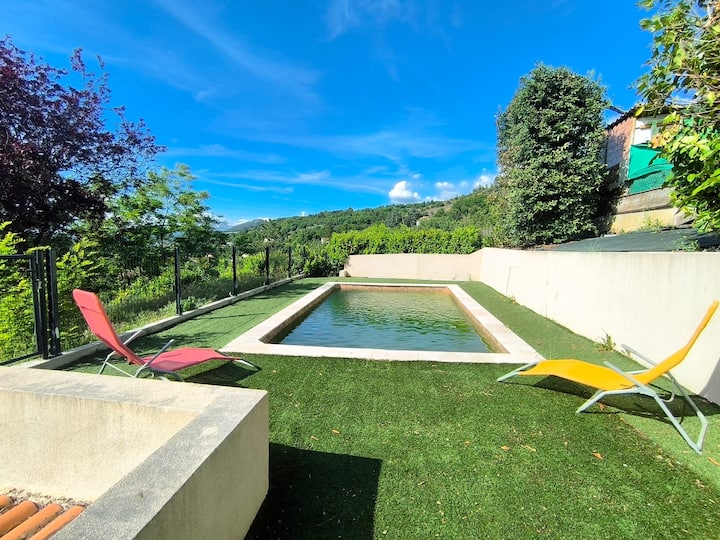Maison Entièrement Rénovée Avec Piscine - Alpes-de-Haute-Provence