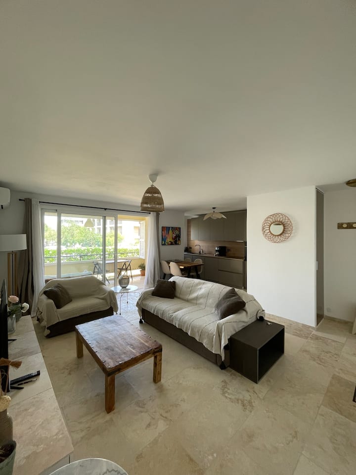 Centre Ville, Proche Plage, Parking Privée - L'Île-Rousse