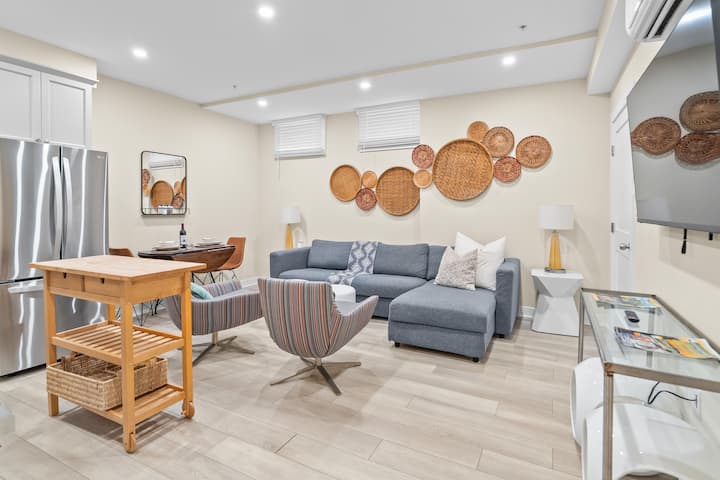 Sleeps 4/king Bed/queen Sofa Bed/king St Metro - 亞歷山卓