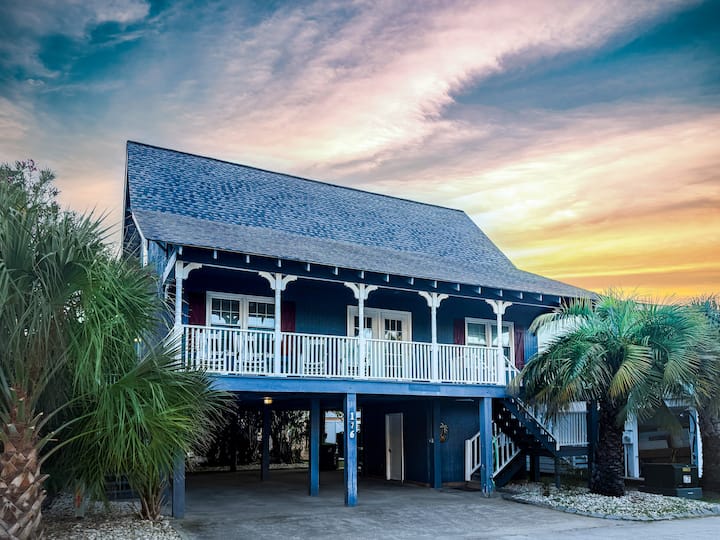 *1 Min Walk To The Beach*sleeps 10*4 Bedrooms* - Garden City, SC