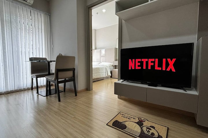 Work & Play Like Locals! <200m To Mrt Interchange - Bangkok