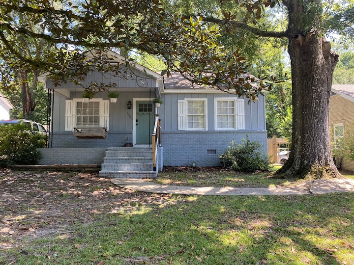 The Magnolia House - Laurel, MS
