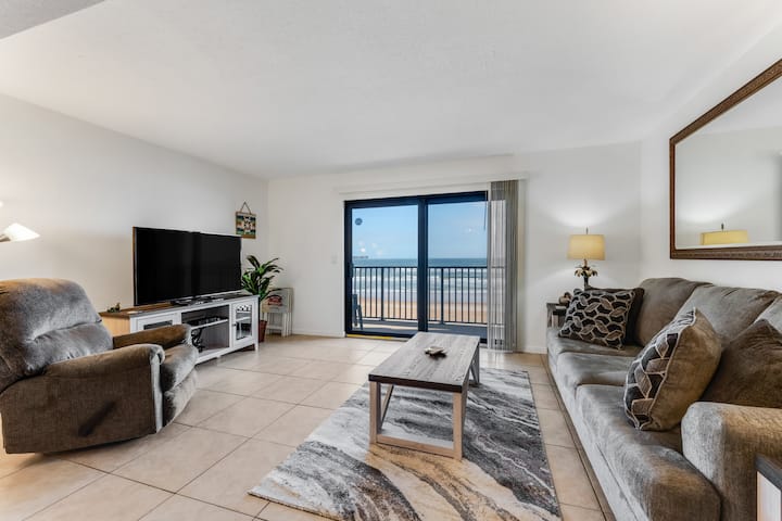 Oceanfront Charmer - オーモンドビーチ, FL