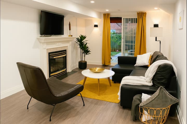 Private 2br Stay | Free Parking | Near Toronto - Aurora