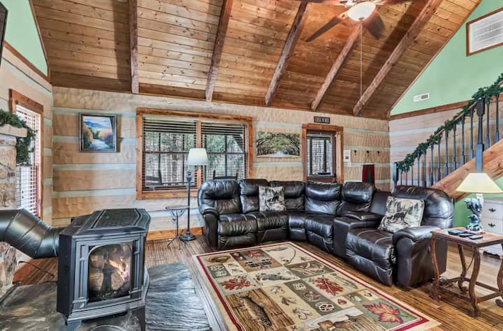 Smoky Mtn National Park Cabin W/hottub - Cosby, TN