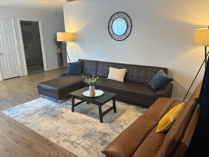 No Cleaning Fee. Easy Access To All Of Nwa. - 로저스