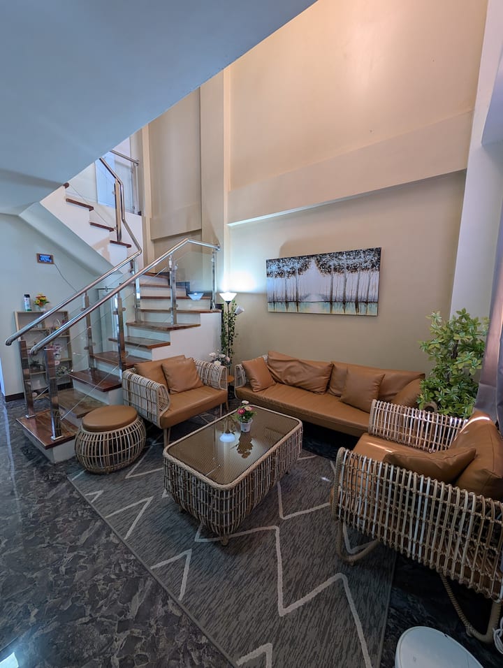 Magnilay Villa Tagaytay By Asher And Caleb W/ Pool - Amadeo