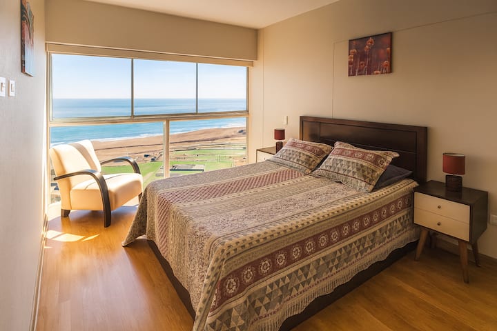 Superhost · Oceanfront View · Pool - Aéroport de Lima Jorge Chavez (LIM)