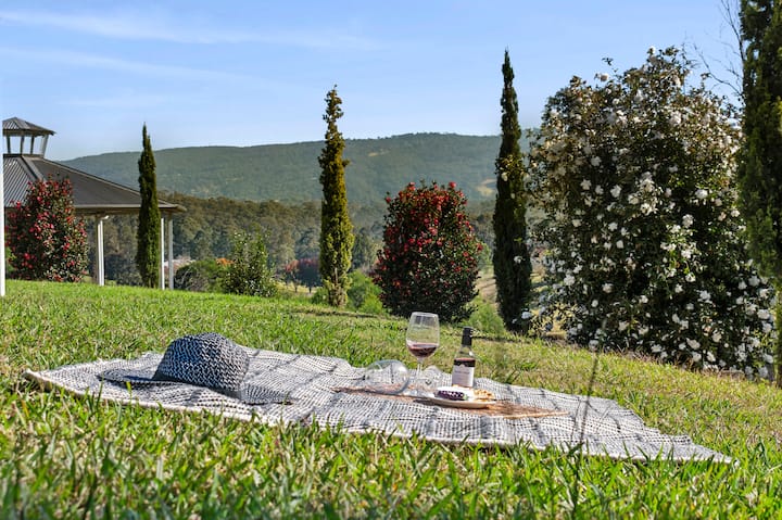 Highfields Country Cottage View - Kurrajong