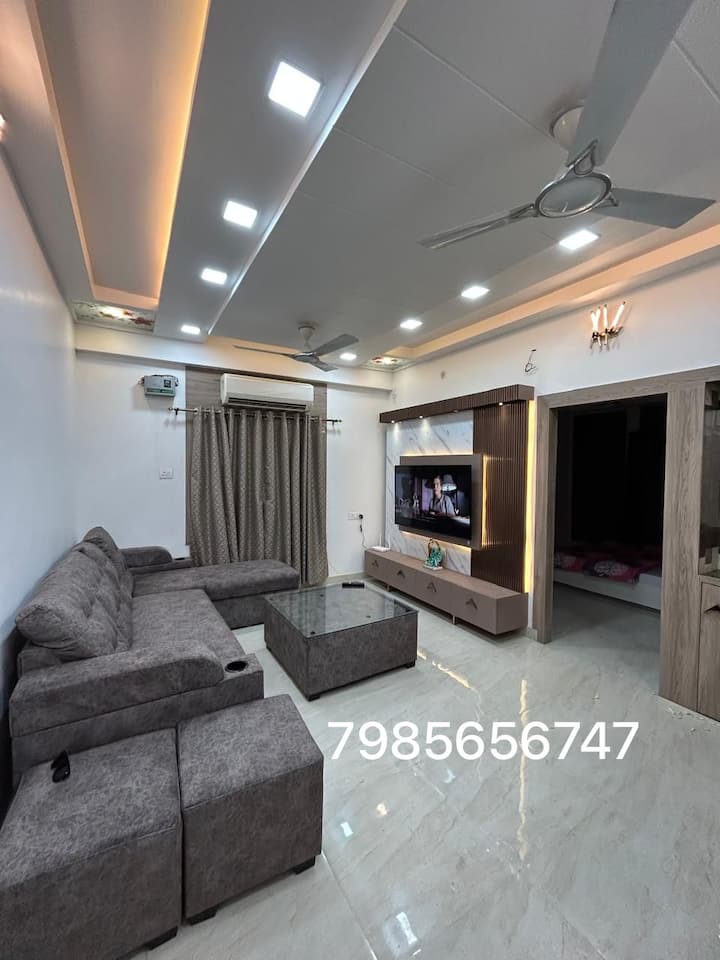 Flat In Varanasi - Varanasi