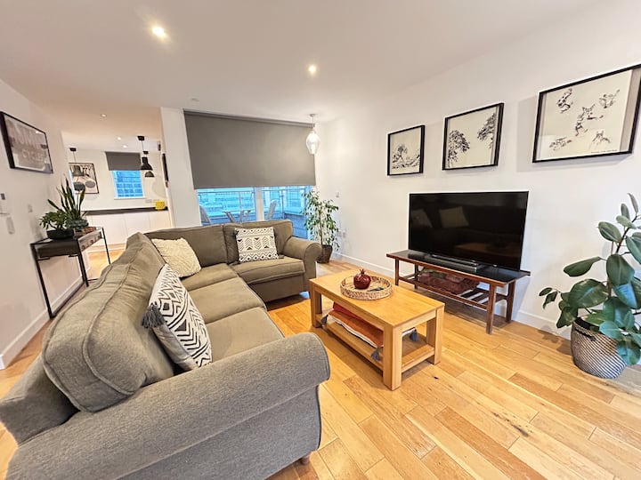 Modern Hoxton Penthouse With Private Balcony - City of London