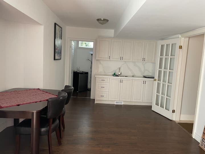 Your Private Home Away From Home! - Toronto