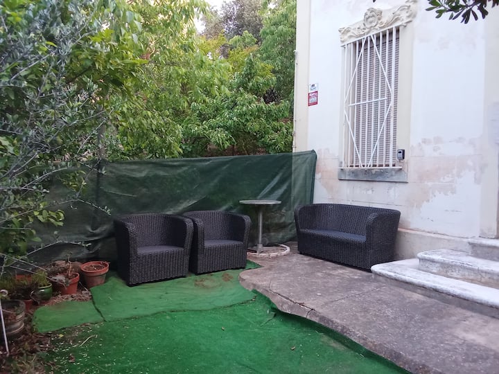 "Gîte" Au Centre Ville - Oasi De Verdor - El Masnou